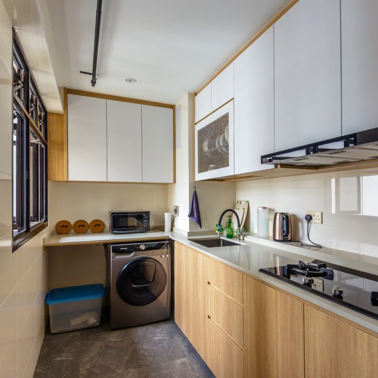 10 Awesome BTO Kitchen Design Ideas in Singapore 2025 - Renozone