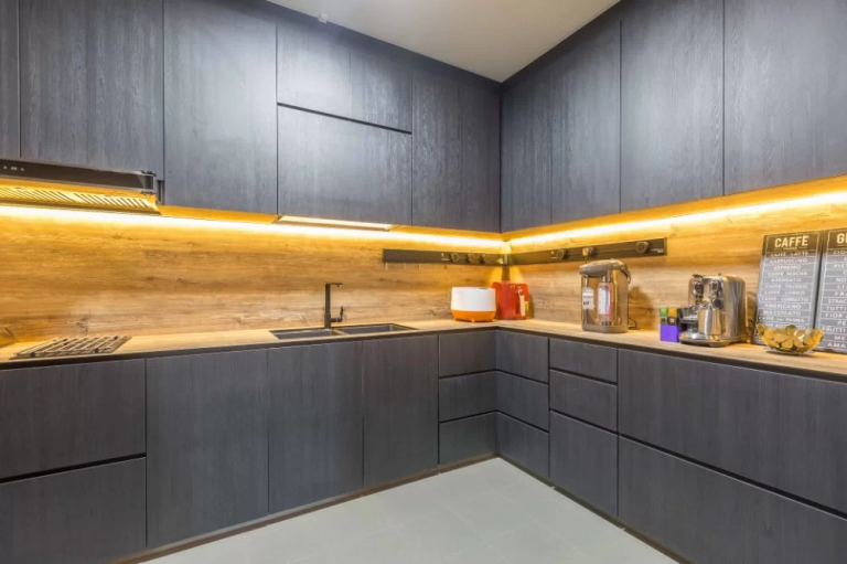 10 Awesome BTO Kitchen Design Ideas in Singapore 2025 - Renozone